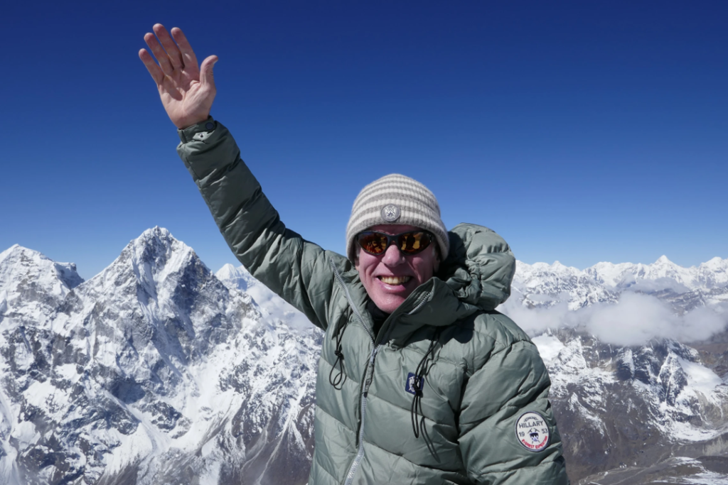 Edmund Hillary’s son Peter puts support behind Ruapehu Skifields ...